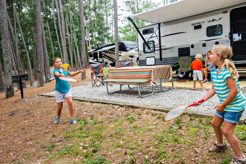 Ideas divertidas y juegos para viajes de campamento en Stone Mountain ...